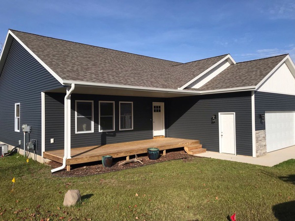 How seamless gutters can solve your water problems | Michigan Gutters, Inc.